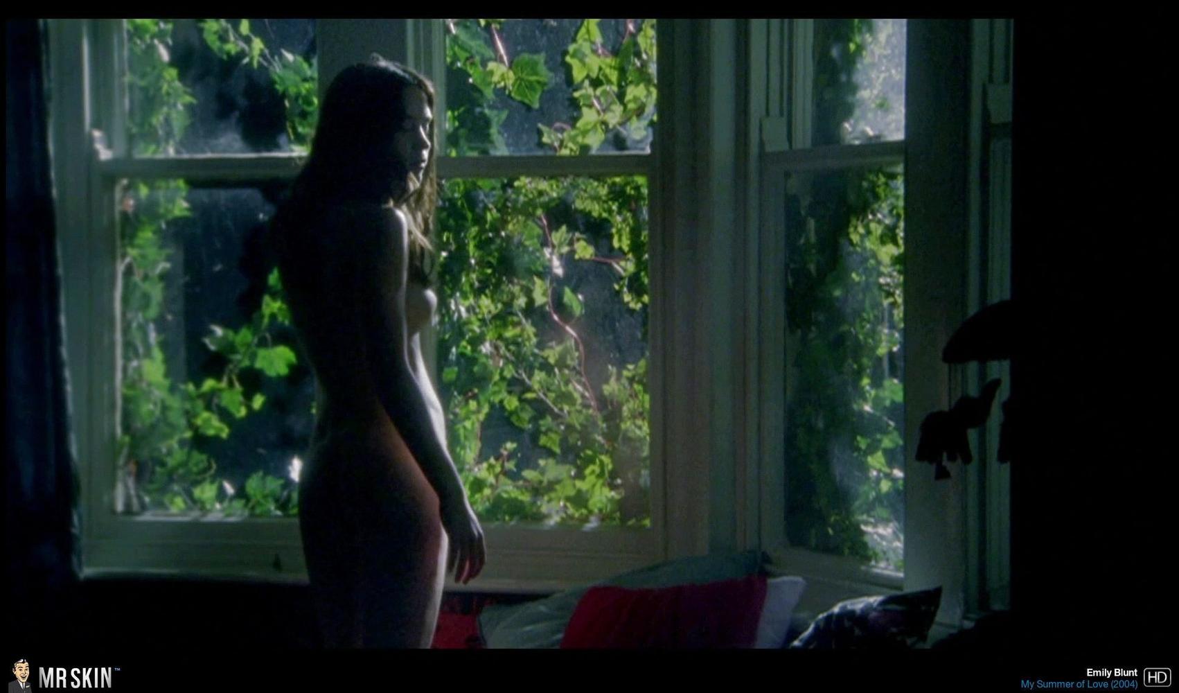 Emily Blunt My Tits Didnt Agree With Sicario Nude